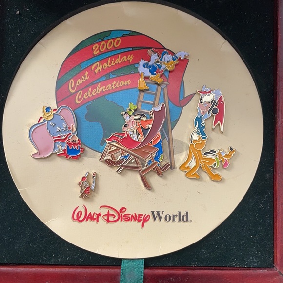 Disney | Other | 200 Cast Holiday Celebration Pins | Poshmark